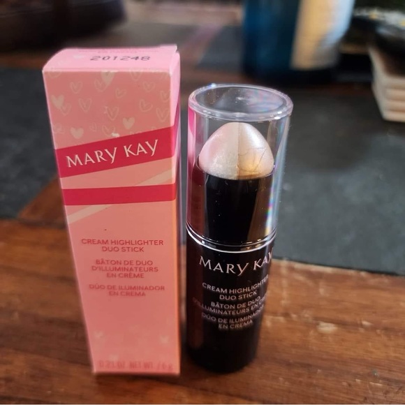 Mary Kay | Makeup | Mary Kay Cream Highlighter Duo Stick Pearl Gold New ...